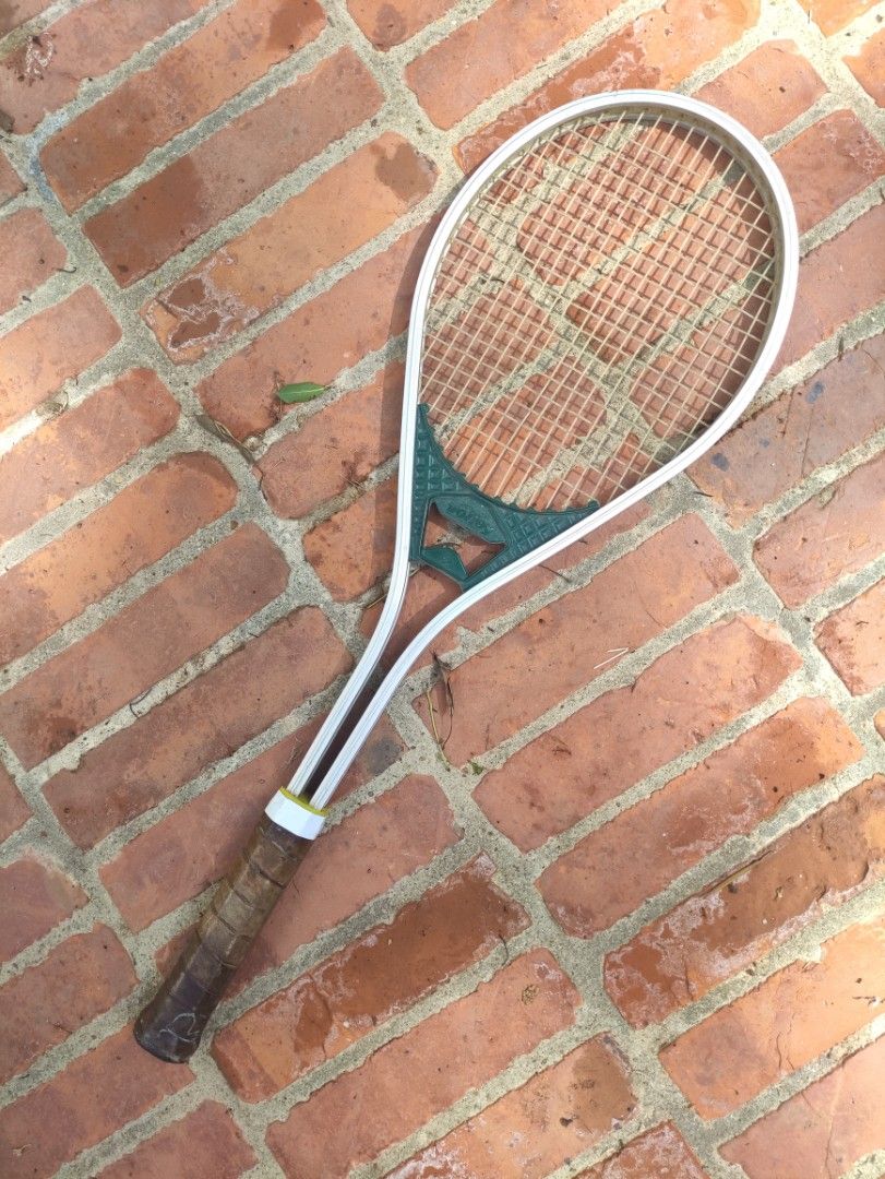 Dunlop tennis racket with aluminum frame, 運動產品, 運動與體育, 運動與體育 - 球拍和球類運動 ...