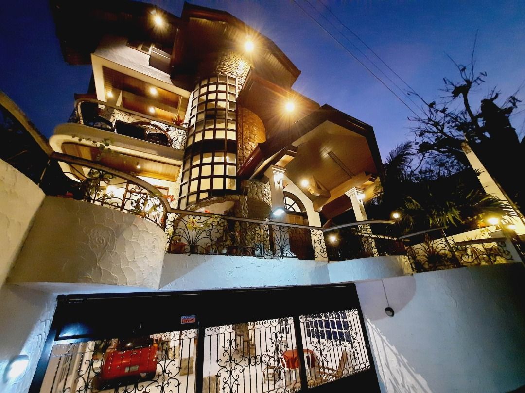 Eastridge Executive Village Fully Furnished 8BR House and Lot in ...