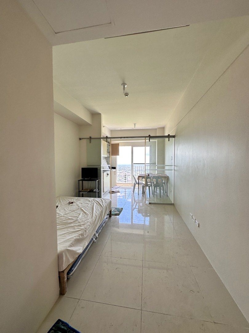 Foreclosed Condominium Unit in Tagaytay, Property, For Sale, Apartments ...