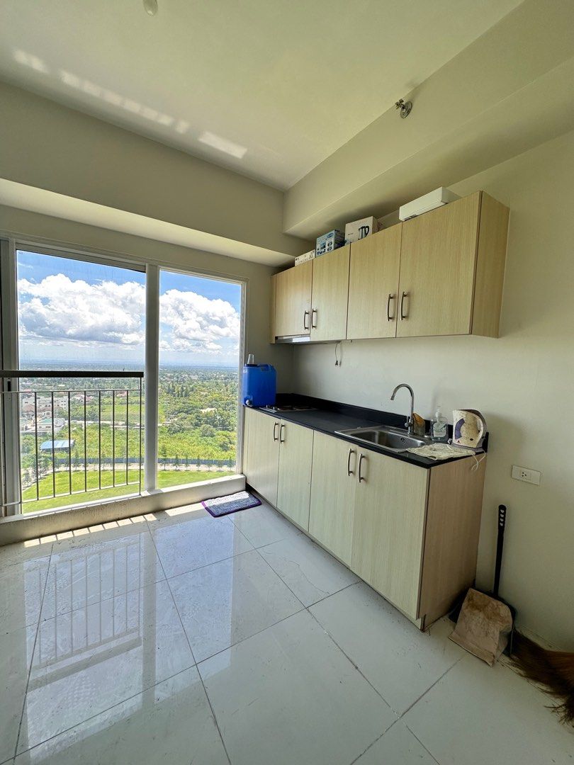 Foreclosed Condominium Unit in Tagaytay, Property, For Sale, Apartments ...