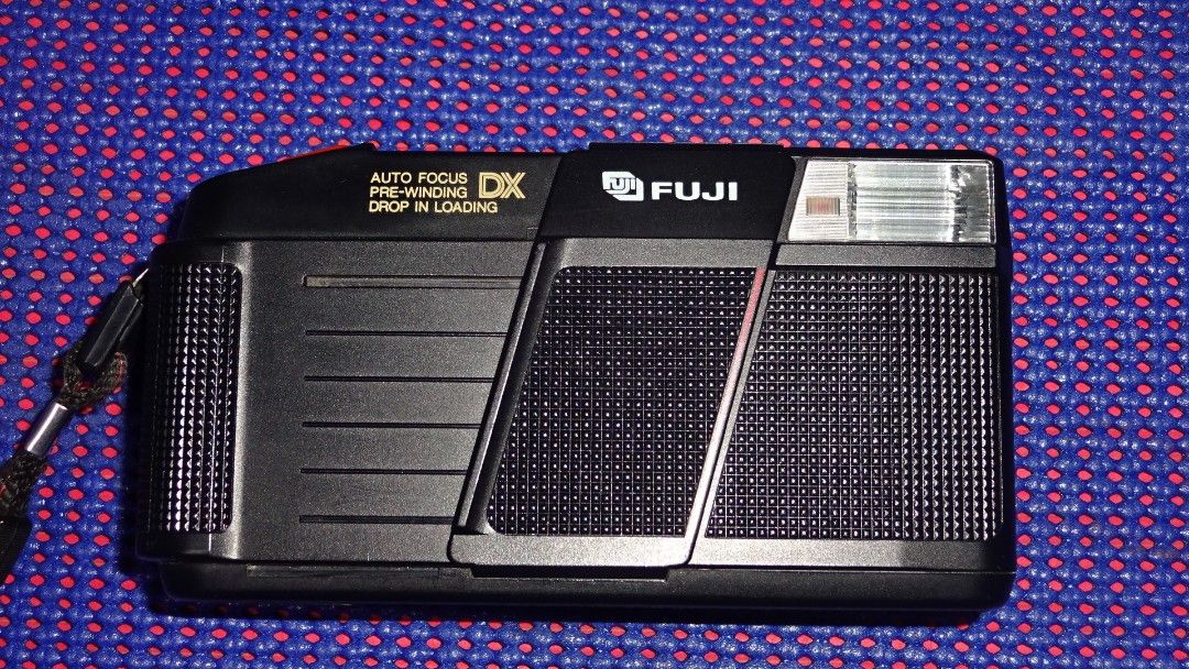 Fuji DL-200 Date film camera on Carousell