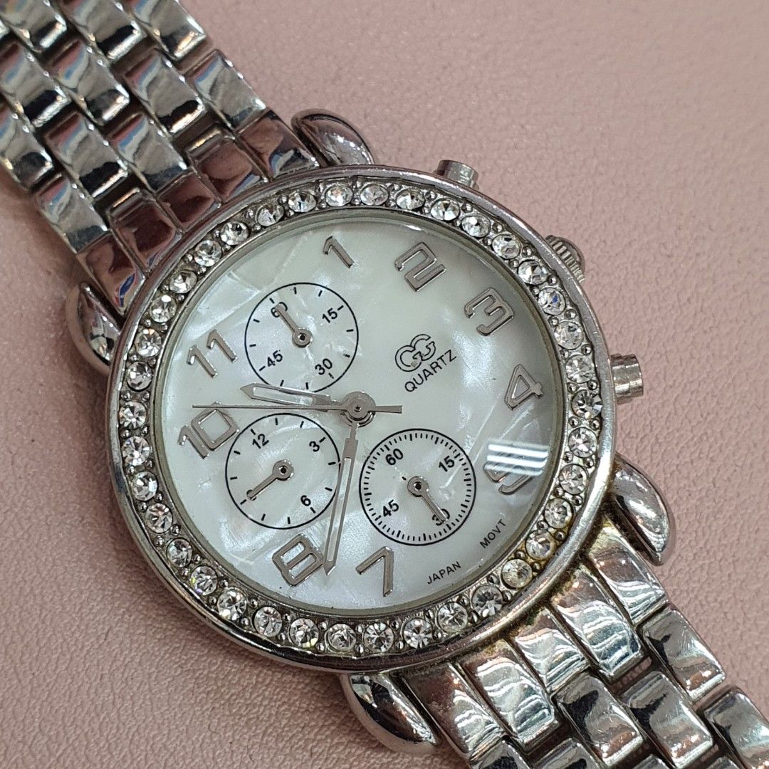 GC Guess Collection Quartz, Women's Fashion, Watches & Accessories, Watches on Carousell