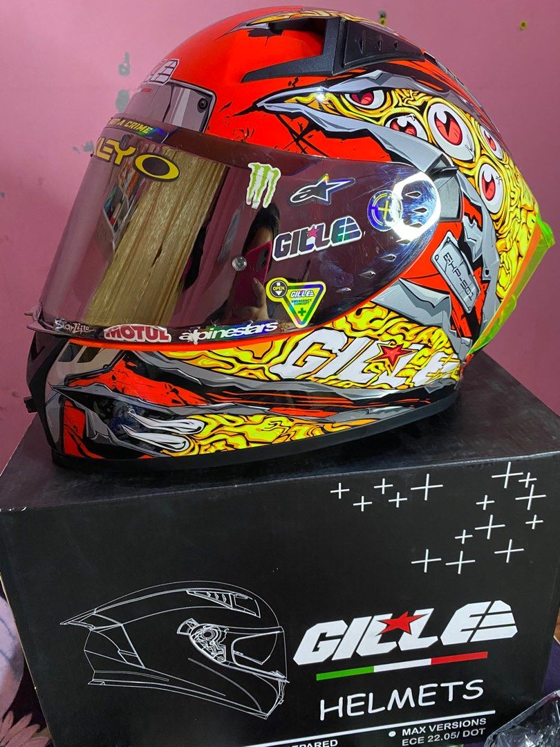 Gillie Helmet, Motorbikes, Motorbike Parts & Accessories, Helmets and ...