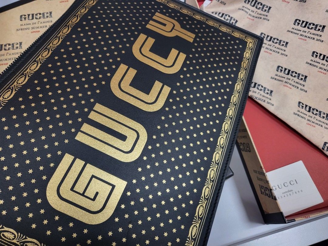 GUCCI HAND CLUTCH, Luxury, Bags & Wallets on Carousell