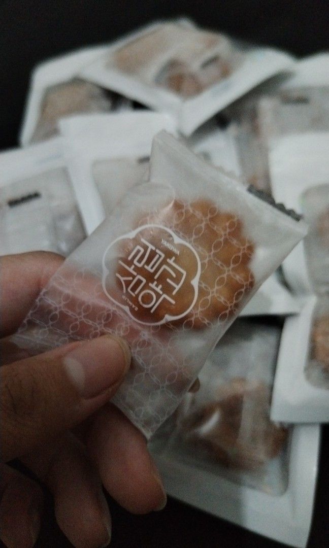 Honey Biscuit Yagkwa Yakwa Traditional Korean Snack, Food & Drinks ...