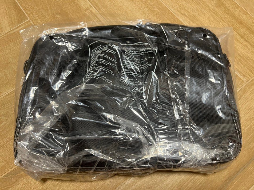 Lenovo DICOTA BISmart carry case (original), Computers & Tech, Parts ...