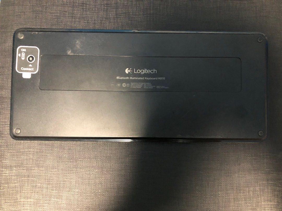 Logitech Illuminated Wireless Bluetooth Keyboard Logitech K810
