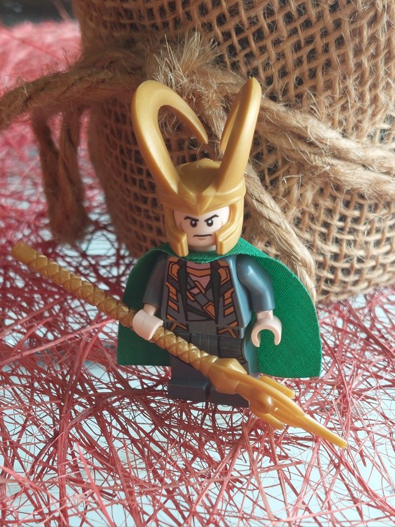 Loki Lego Marvel Super Heroes Mini Figure, Hobbies & Toys, Toys & Games ...