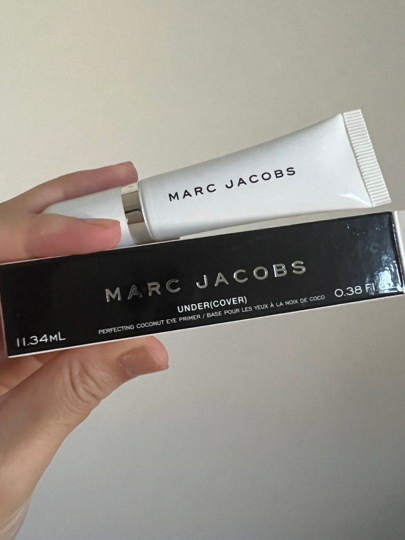 marc jacobs eyeshadow primer
