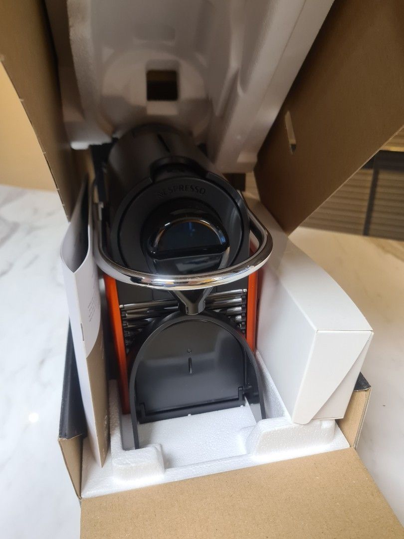 Nespresso Pixie C60 SG, TV & Home Appliances, Kitchen Appliances ...