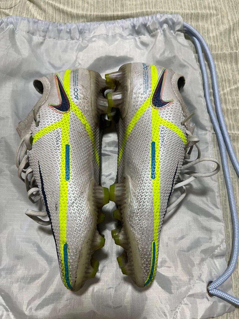 Nike Phantom GT Elite FG UK6, Men's Fashion, Footwear, Boots on Carousell