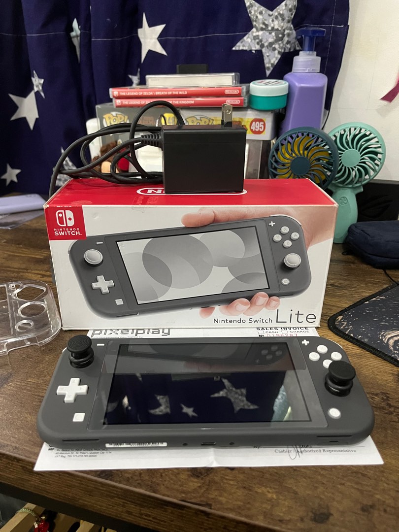 Nintendo Switch Lite - 3 month old with receipt, Video Gaming, Video ...