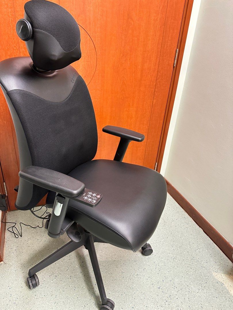 OSIM Office Massage Chair, Furniture & Home Living, Furniture, Chairs ...