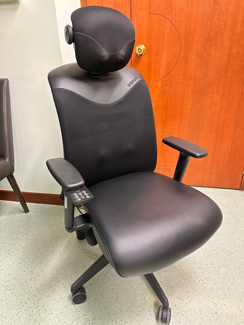 OSIM Office Massage Chair, Furniture & Home Living, Furniture, Chairs ...