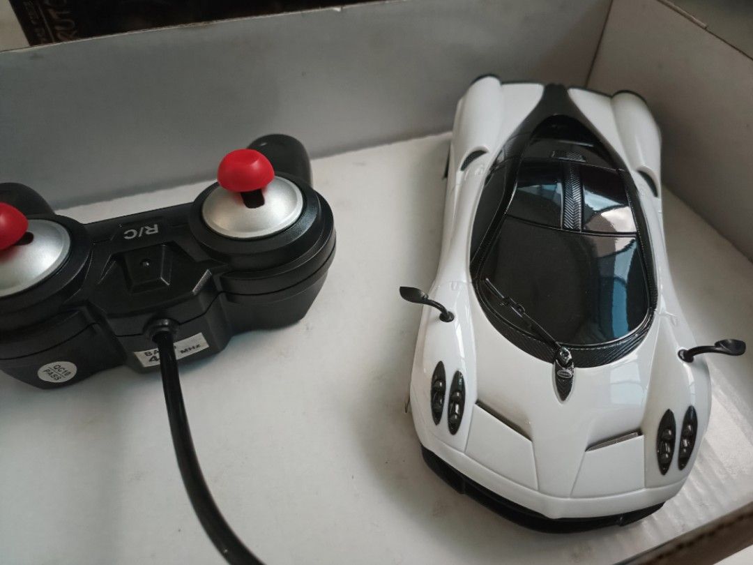 Pagani Huayra remote control car (42), Hobbies & Toys, Toys & Games on ...