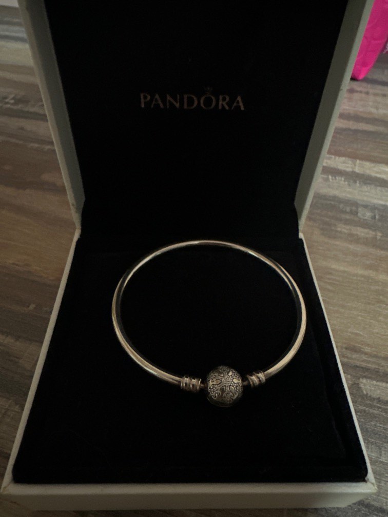 Pandora Bangle, Women's Fashion, Jewelry & Organisers, Bracelets on ...