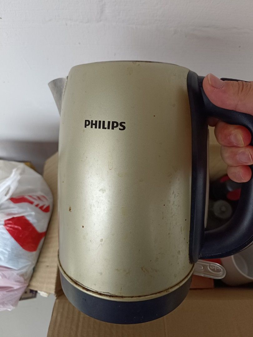 Philips Kettle and other cups bottles, Furniture & Home Living ...