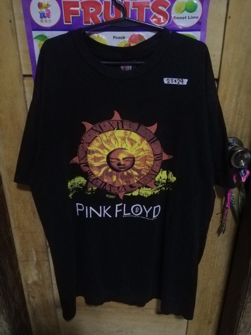 PINK FLOYD GIANT TAG, Men's Fashion, Tops & Sets, Tshirts & Polo Shirts ...