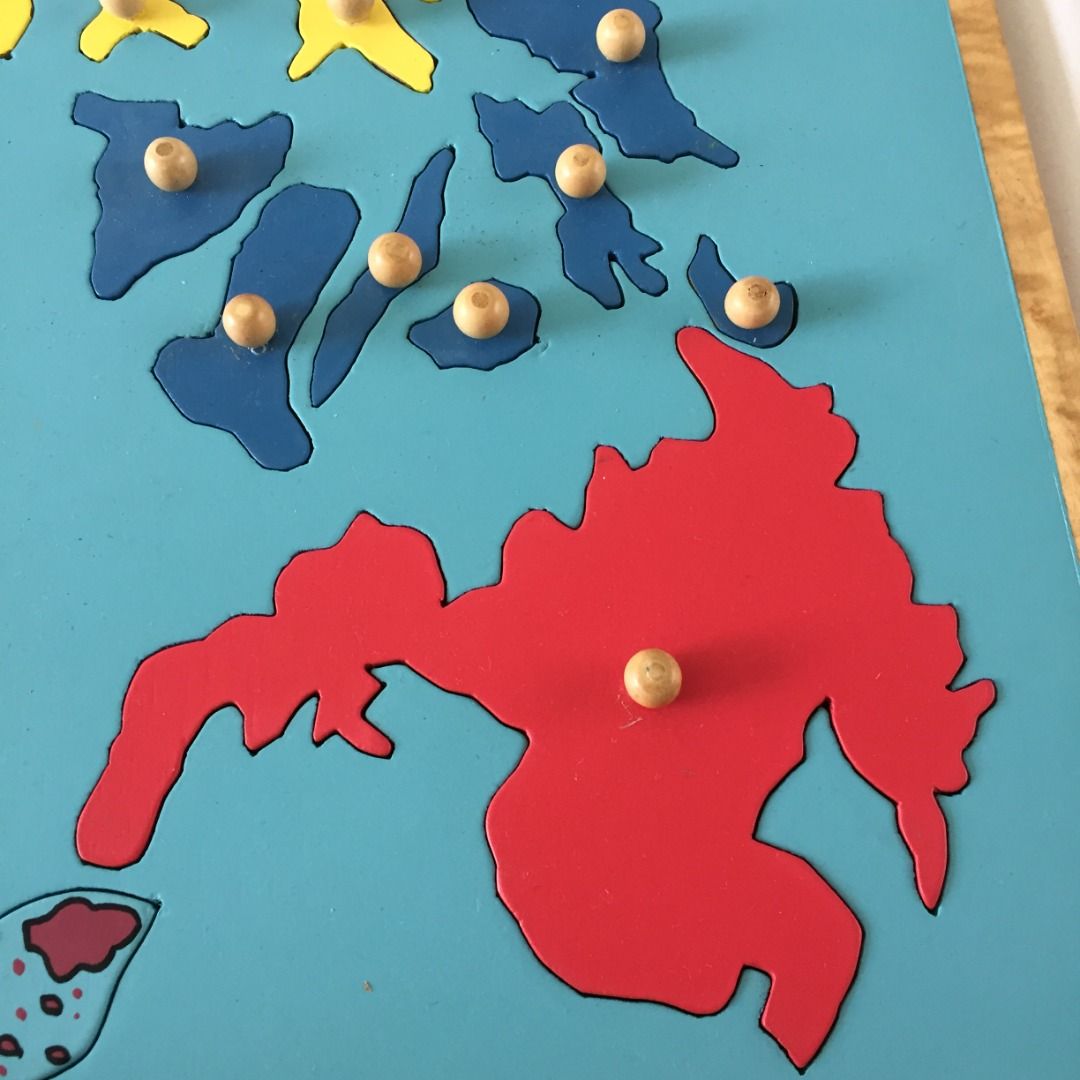 Preloved: Wooden Philippine Puzzle Map in 3 Groups by Planet Montessori ...