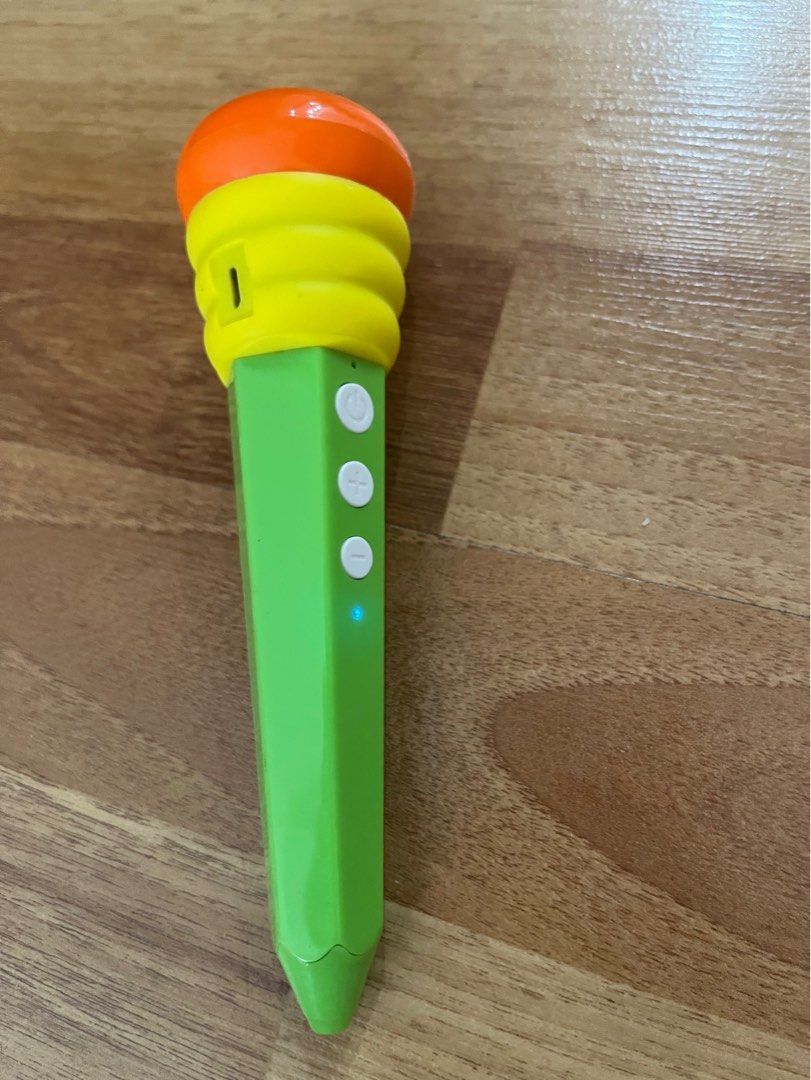 Raz grade AA with reading pen, Hobbies & Toys, Books & Magazines, Children's Books on Carousell