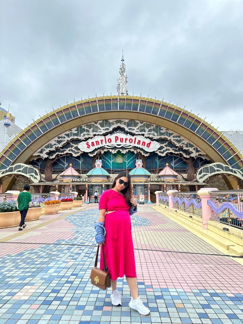 sabrina pink dress, Fesyen Wanita, Pakaian Wanita, Gaun & Rok di Carousell