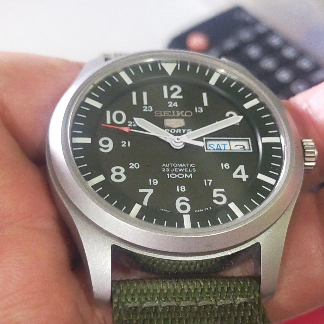 Seiko military pilot automatic watch Japan, Luxury, Watches on Carousell