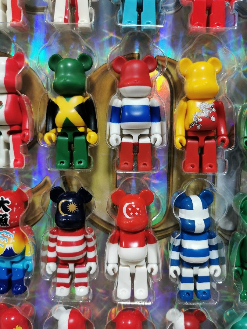 Series 1 to 45 bearbrick (Be@rbrick) Flag Series, Hobbies & Toys, Toys ...