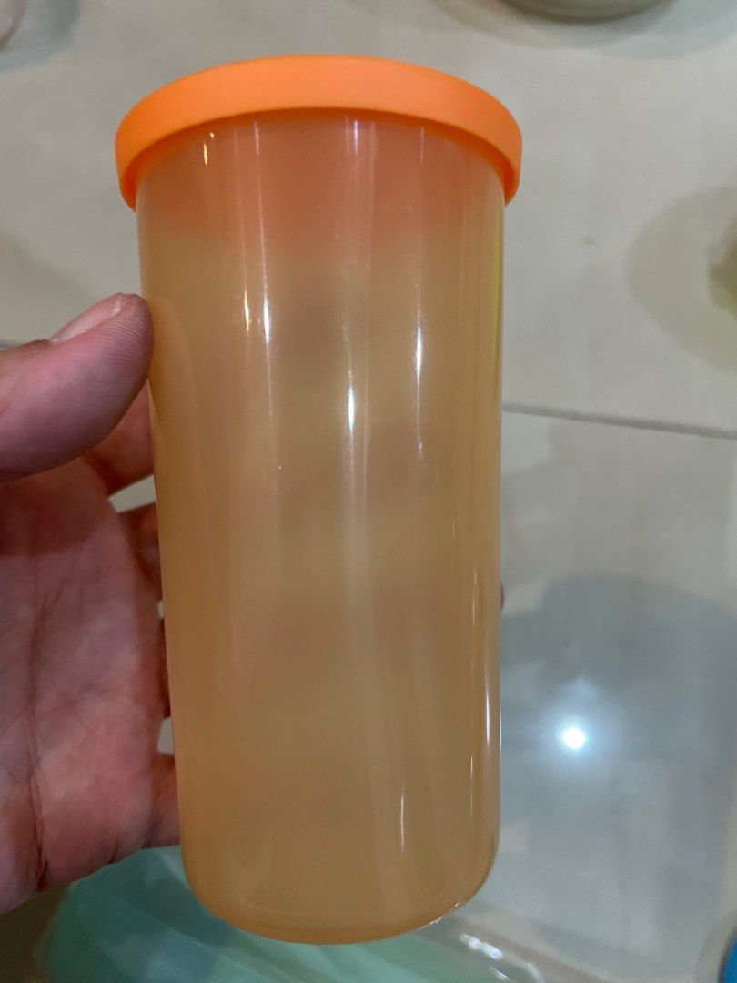 Small container, Everything Else on Carousell