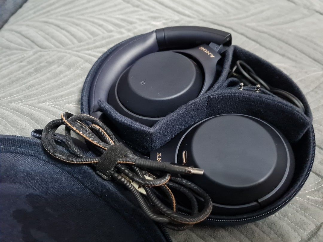 SONY WH-1000XM4 Wireless Noise-cancelling Headphones, Audio, Headphones ...