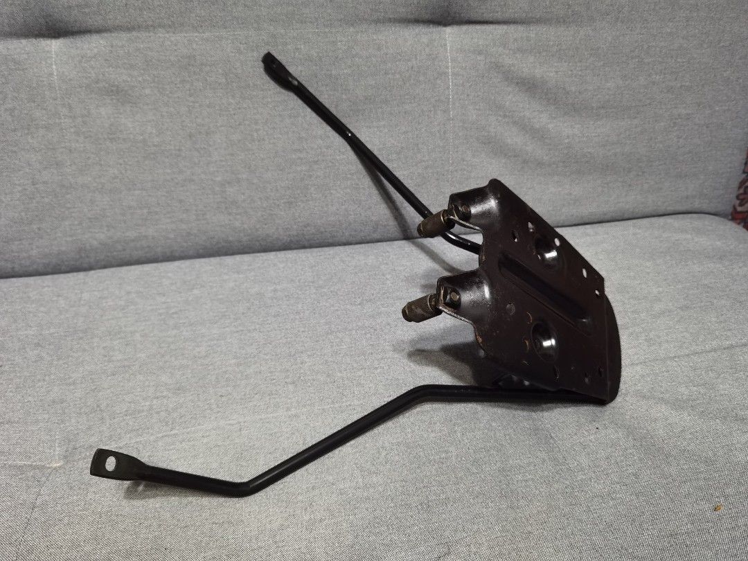 Sym GTS200 Top Box Rack, Motorcycles, Motorcycle Accessories on Carousell