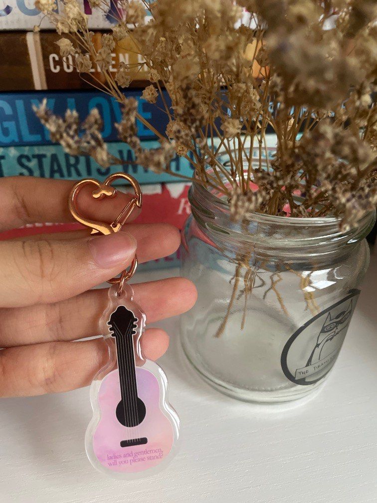 taylor swift keychains, Hobbies & Toys, Memorabilia & Collectibles, Fan ...