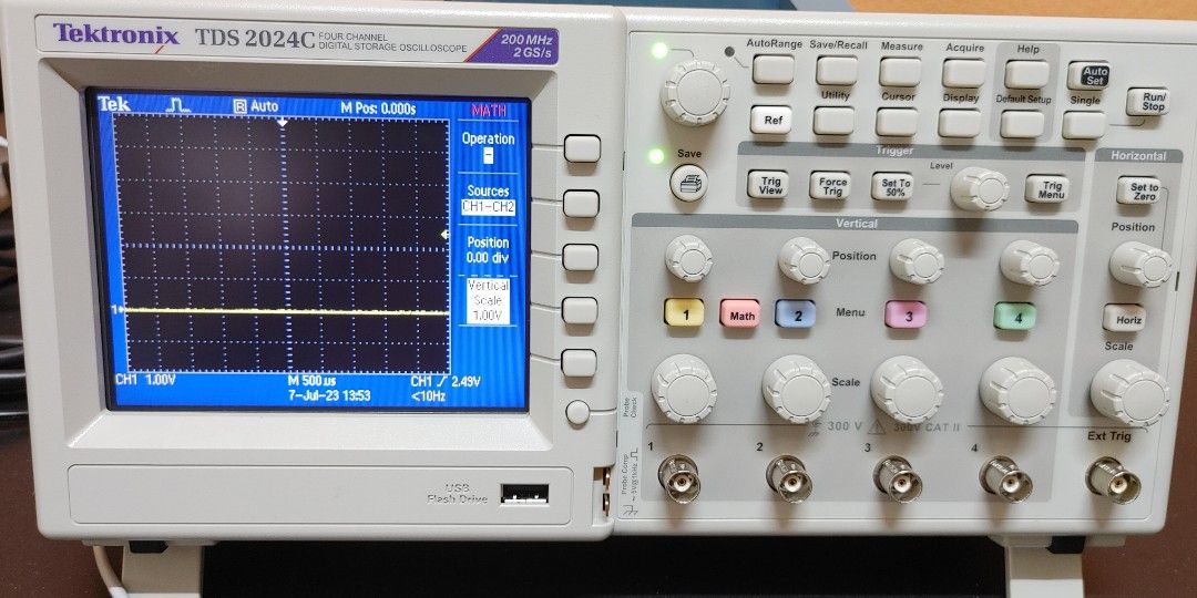 Tektronix TDS2024C - Digital Storage Oscilloscope (4 Channels, 200 MHz), Computers & Tech ...