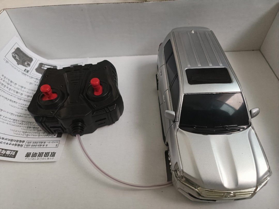 Toyota Land cruiser - full function radio control car(40), Hobbies ...