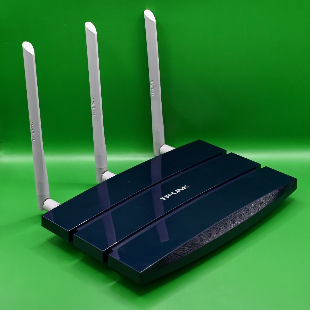 TP-Link TL-WR1043ND 300Mbps Wireless N Gigabit Router, Computers & Tech ...