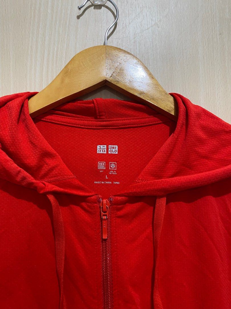 Uniqlo Airism red jacket, Women's Fashion, Coats, Jackets and Outerwear ...
