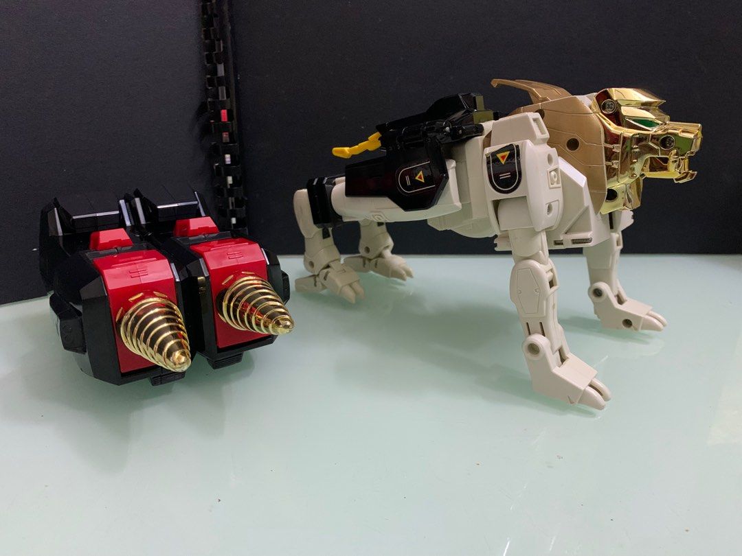 Vintage 1997 Takara Brave Yuusha Gaogaigar King of Braves lion, Hobbies ...