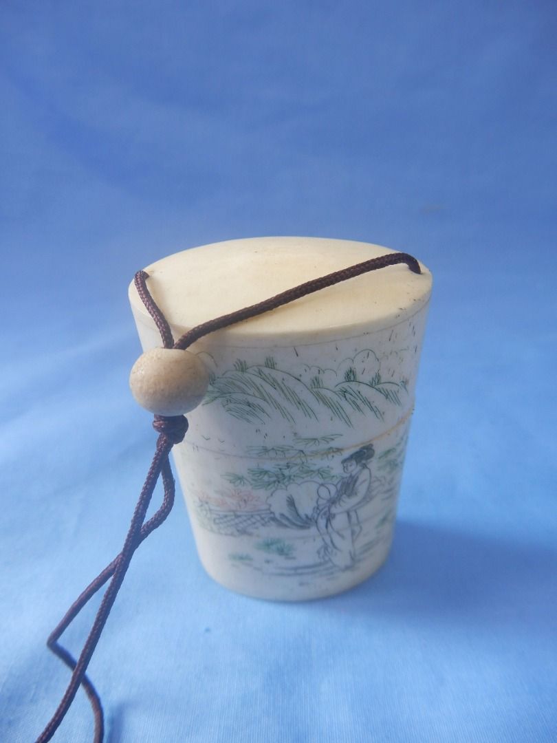 Vintage faux ivory resin netsuke Inro landscape hand carving circa mid ...