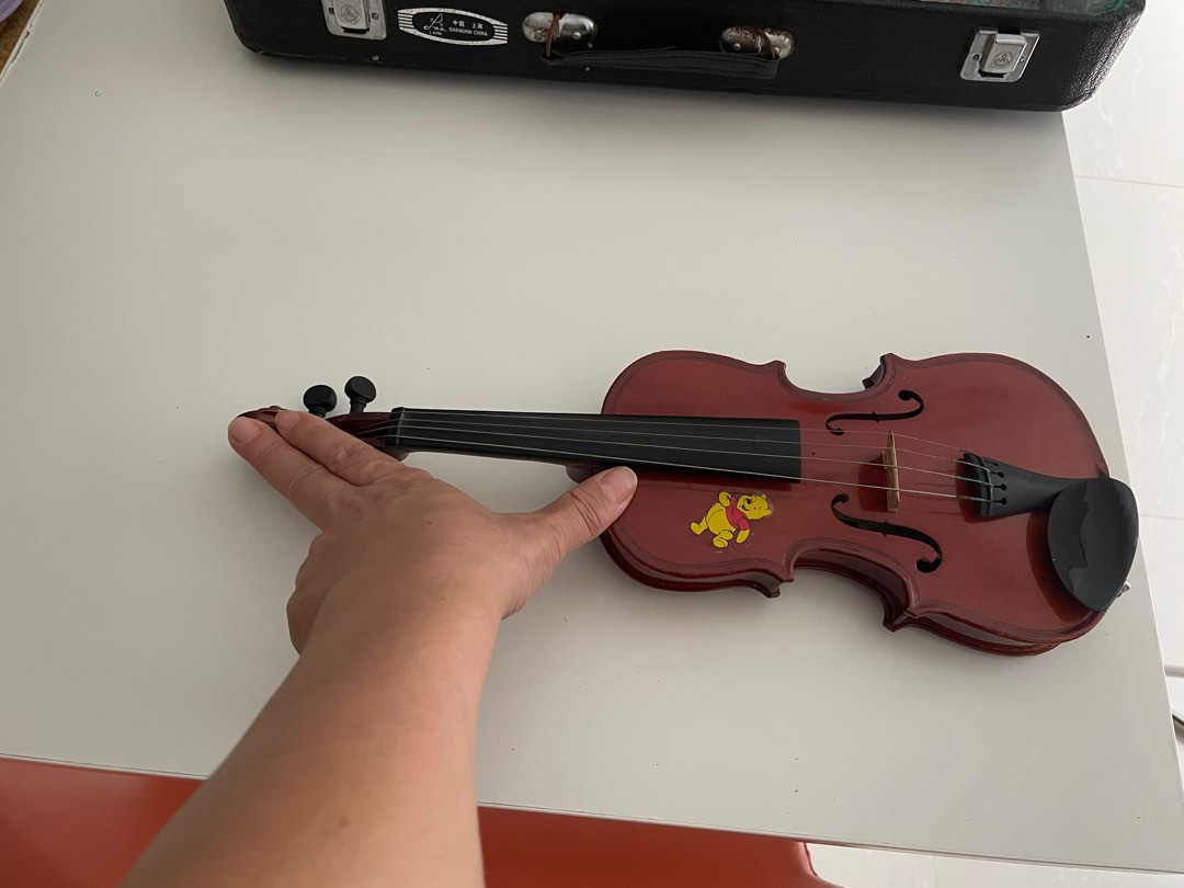 Violin for kids, Hobbies & Toys, Music & Media, Musical Instruments on ...