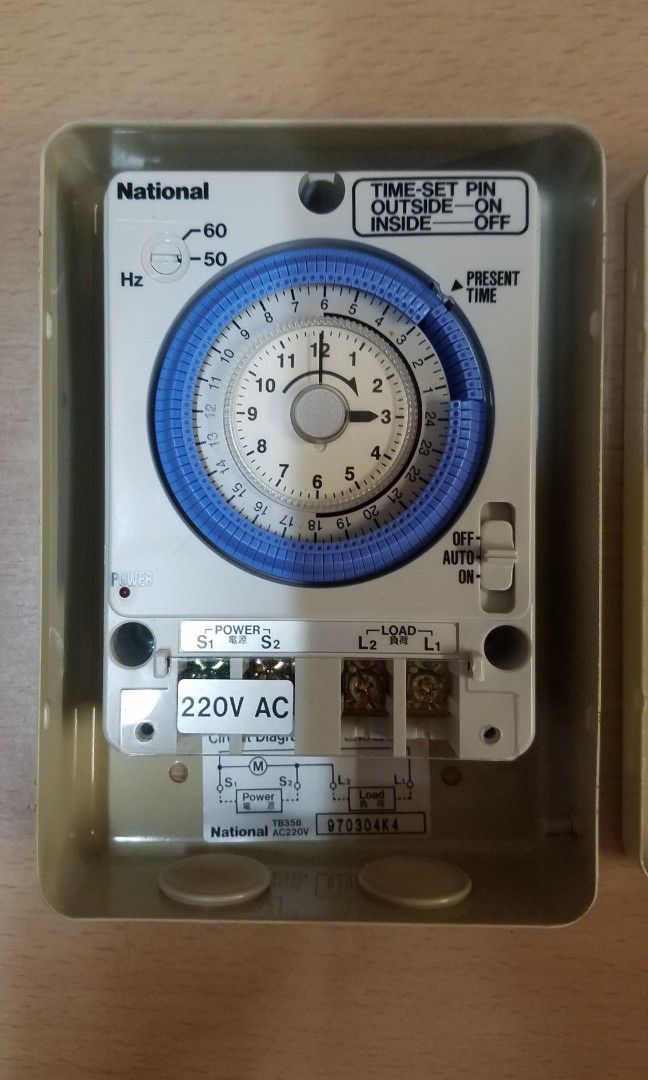 (萬前1) 全新 NATIONAL TIME SWITCH TB358 (自動時開關制), 家庭電器, 其他家庭電器 - Carousell