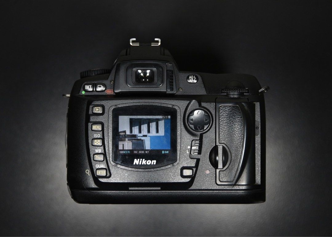 【經典古物】尼康 NIKON D70 單反 自動對焦 CCD 數位單眼相機 D300 D100 D200 FM FE F, 相機攝影, 相機在旋轉拍賣