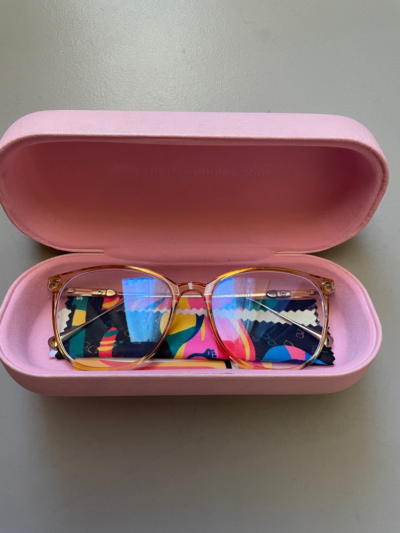 Anti -Rad Metrosunnies, Women's Fashion, Watches & Accessories ...