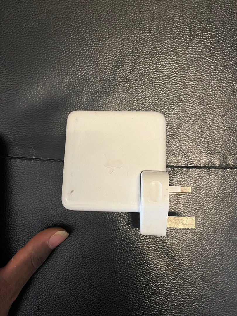 Apple charging plug W61, Announcements on Carousell