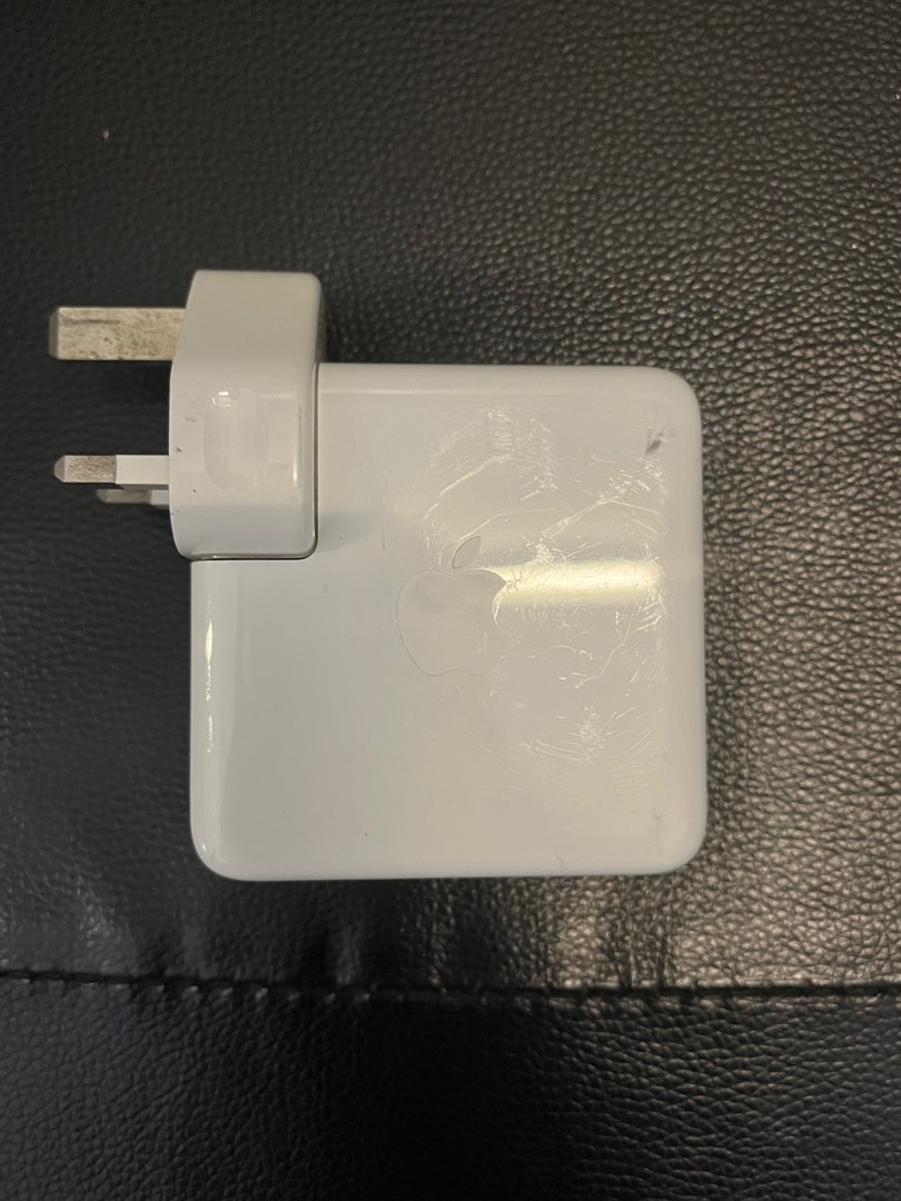 Apple charging plug W61, Announcements on Carousell