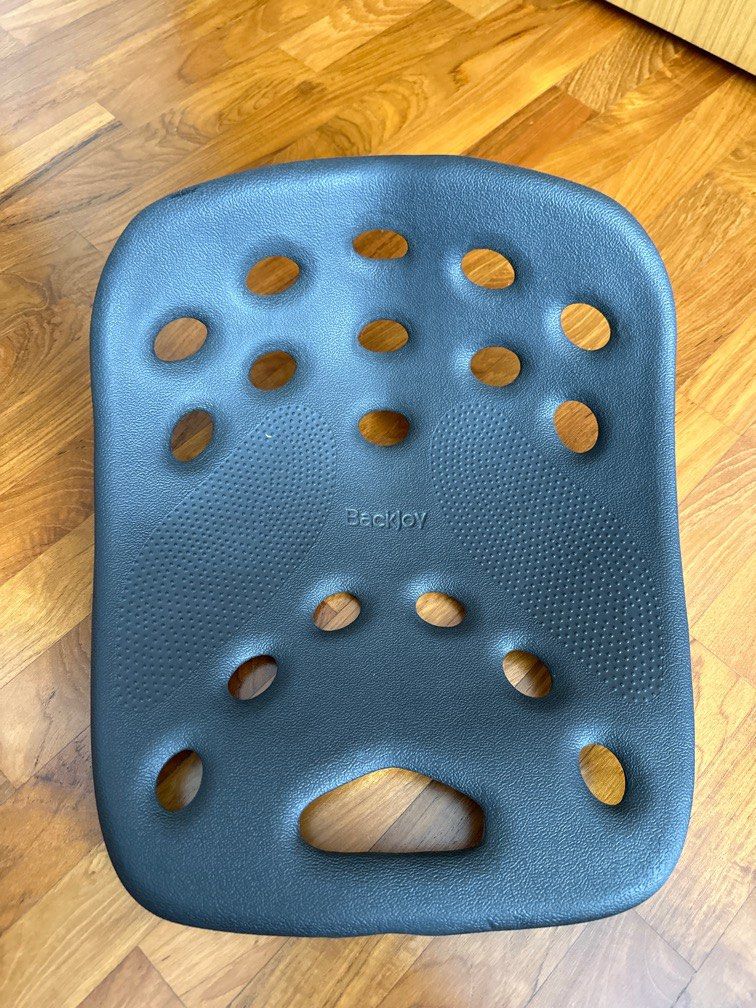 Backjoy Sit Smart Posture Plus, Health & Nutrition, Braces, Support & Protection on Carousell