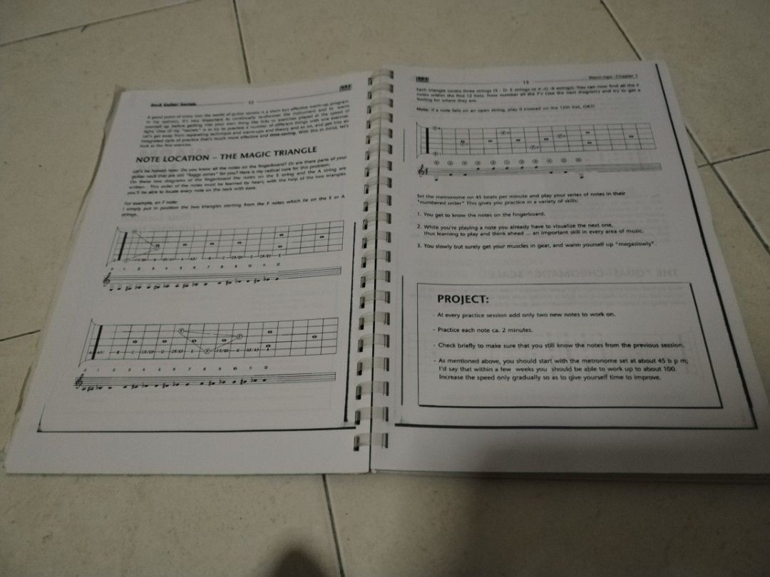 BUKU NOTA MUZIK, Hobbies & Toys, Books & Magazines, Magazines on Carousell