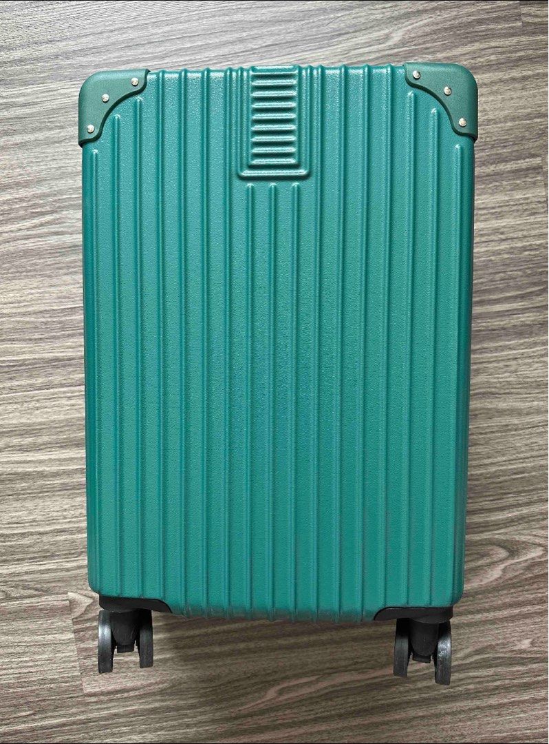 Cabin Luggage 20 inch, Hobbies & Toys, Travel, Luggage on Carousell