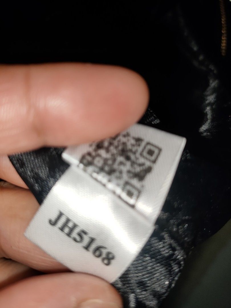 Christian Dior with Code and Invoice, Luxury, Bags & Wallets on Carousell