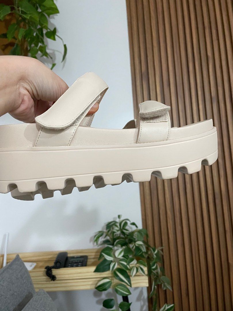 Chunky platform slides on Carousell