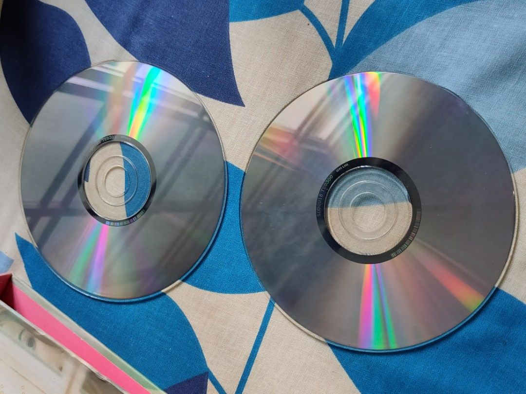 Coco Lee Li Wen cd autograph 李玟签名正版首版专辑, Hobbies & Toys, Music & Media ...