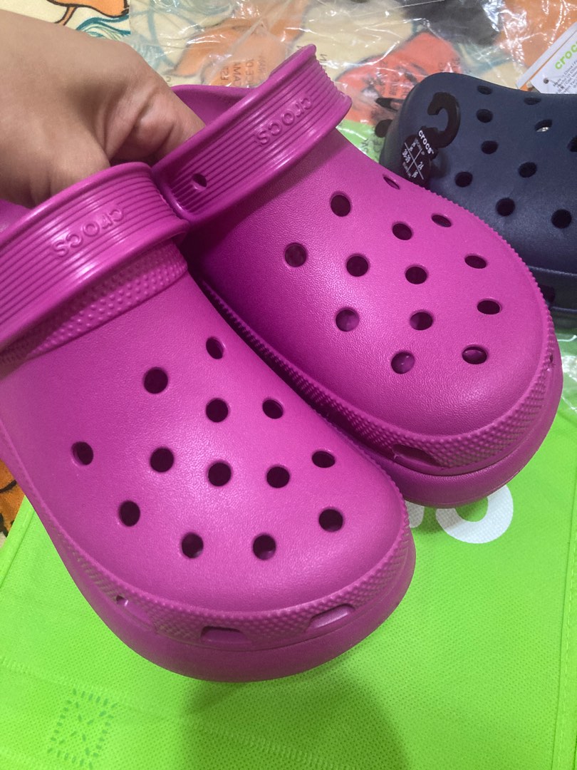 Crocs classic crush clog, Women's Fashion, Footwear, Flats & Sandals on ...